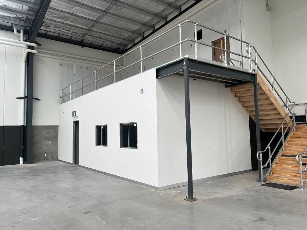 Interclamp Tube Clamp Mezzanine Guardrail & Disability Handrail ...