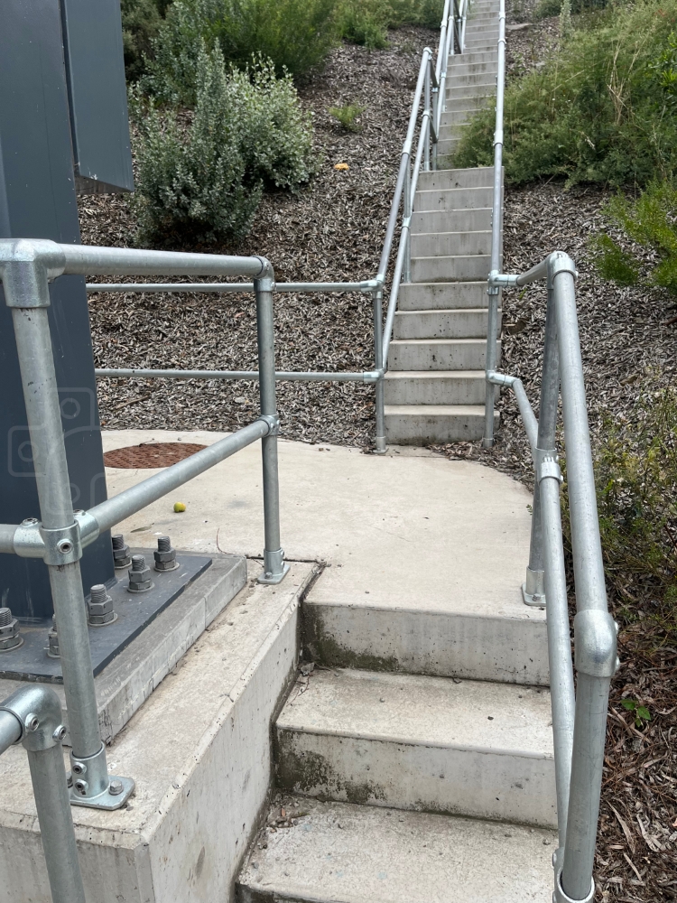 Western Ring Road Interclamp Tube Clamp Segregation Barrier and Access ...